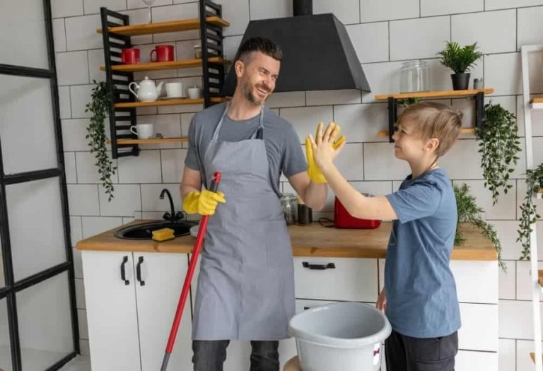 Cleaning Common Spaces Around Your House: A Guide to Maintaining Shared ...