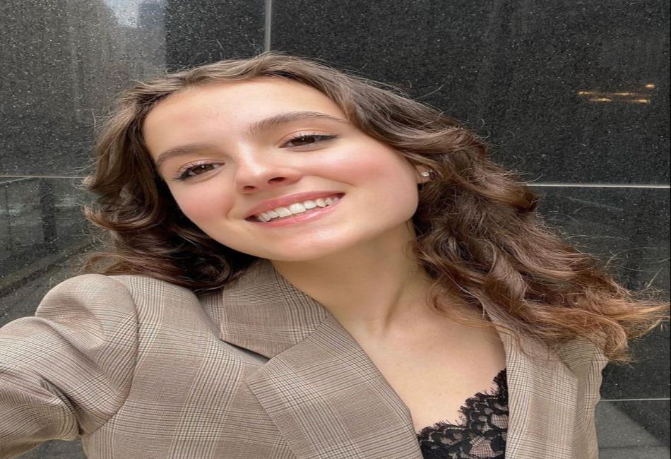 Fina Strazza: A Rising Star in Hollywood - Dreamchaserhub